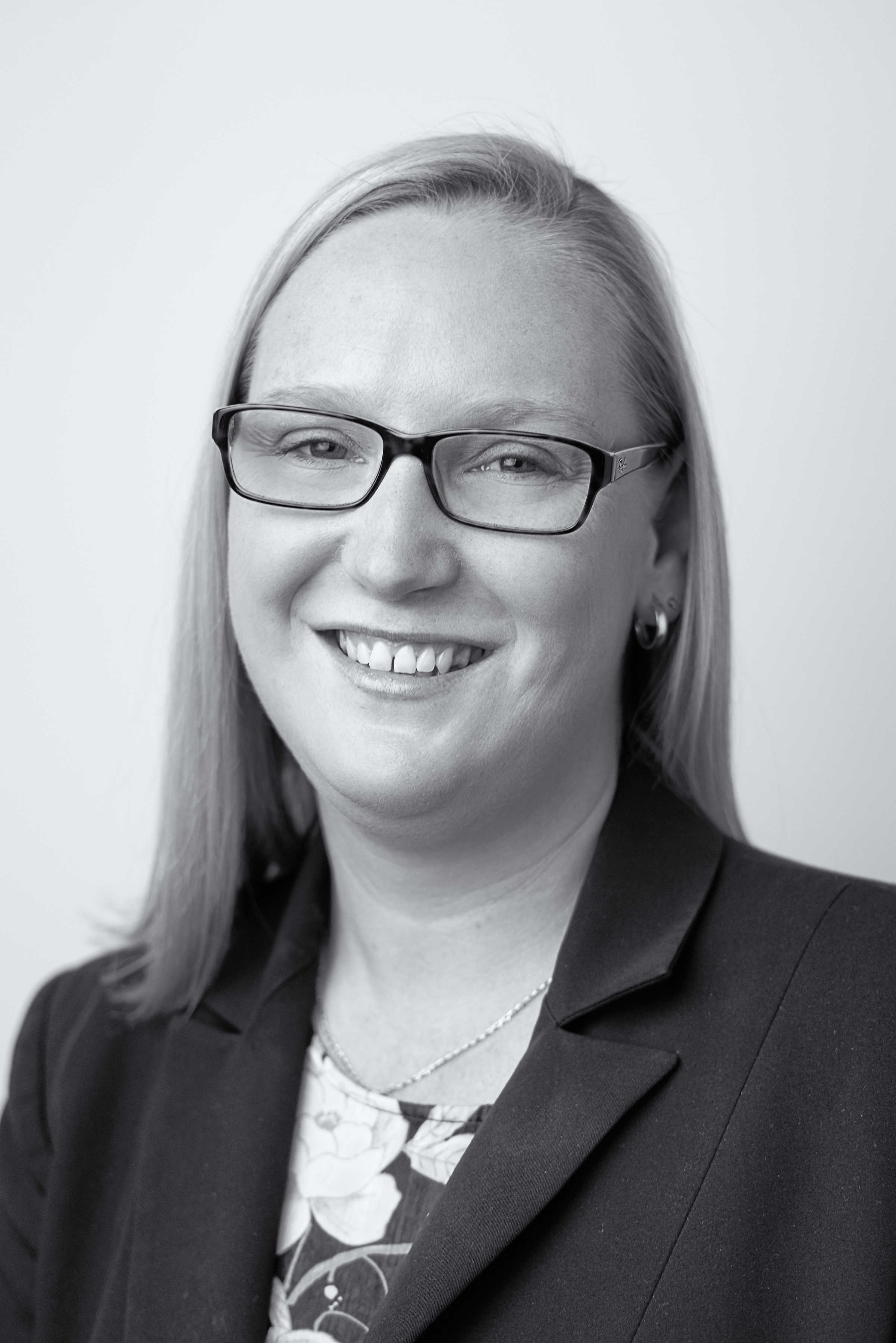 Heidi Elliott BW - Tindall Gask Bentley Lawyers